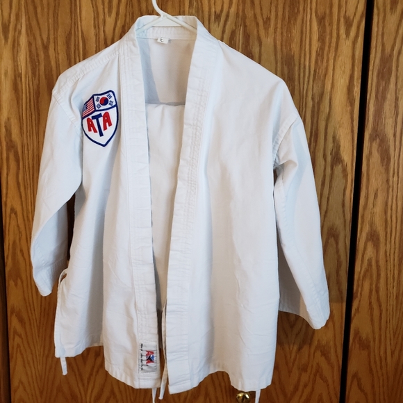 Other | Ata World Martial Arts Uniform Childs Size White | Poshmark